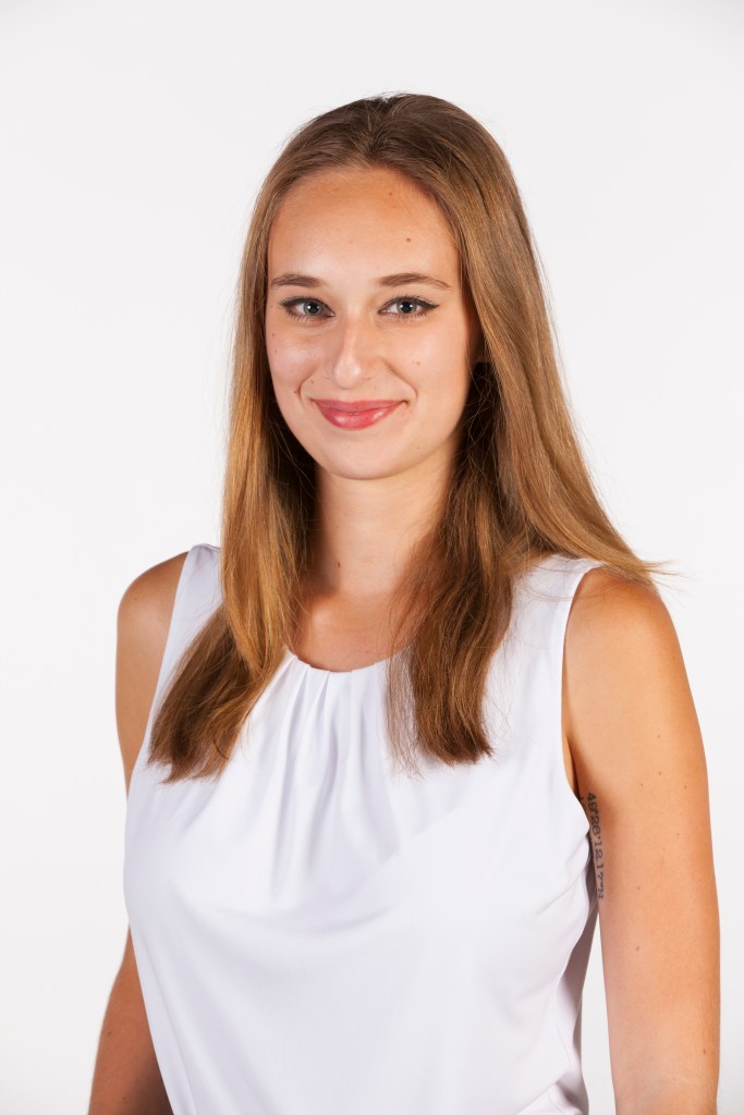 About – Alexandra Hardle